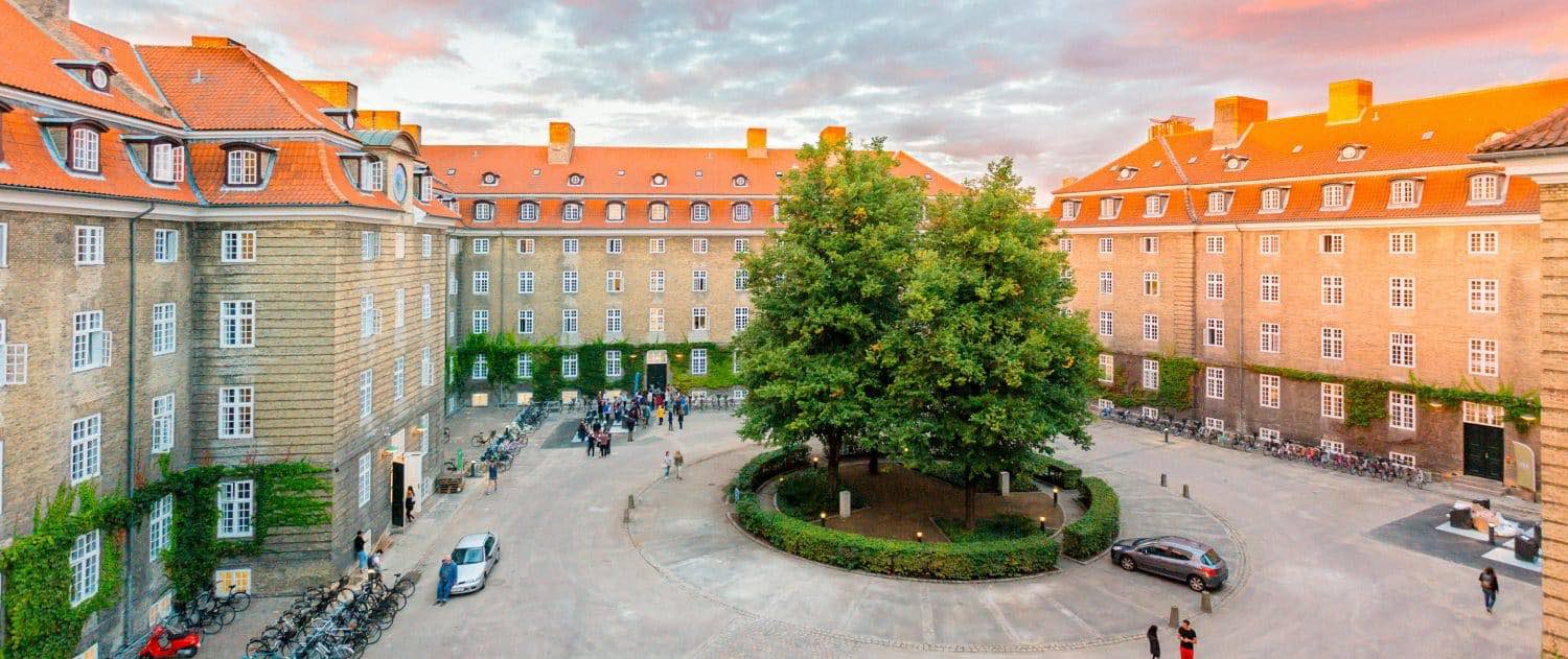 Basecamp City - Centrally located with Kongens Have as a neighbor